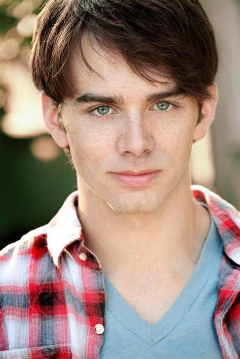 Addison Graham About Entertainment Ie