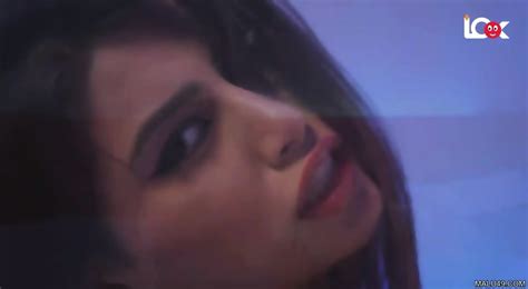 Jangal Me Mangal With Big Boobs Bhabhi