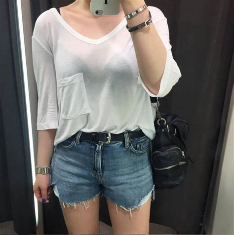 믿고보는 흰티에 검정브라