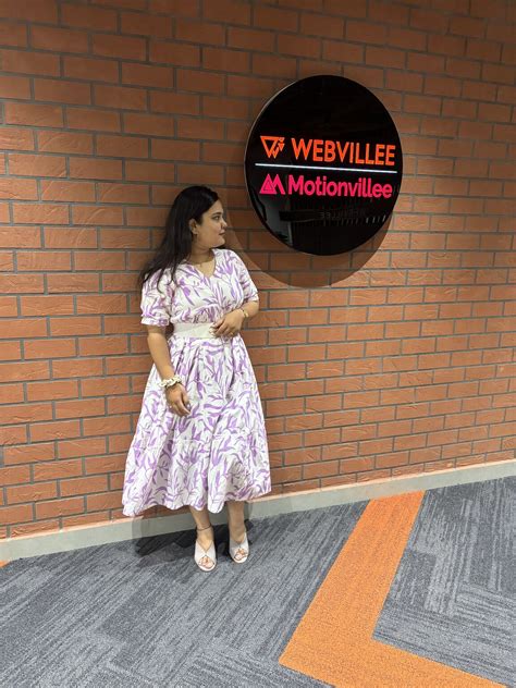 Ritika Marothiya On Linkedin Webvillee Newoffice Happyworking