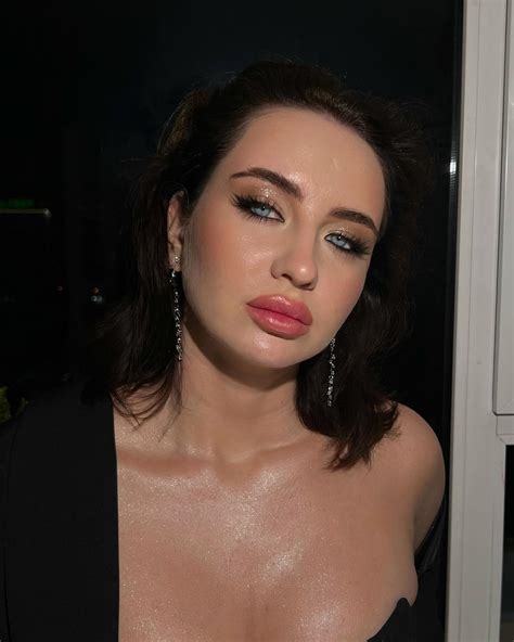 Моя любимая Valeriakoroleeva