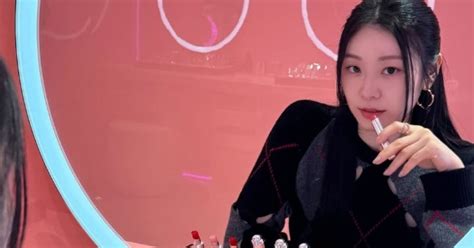 고우림 전역 앞둔 ♥김연아 여전한 명품 미모