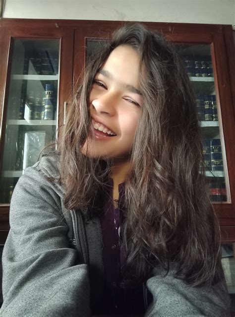 about ritu mehta medium