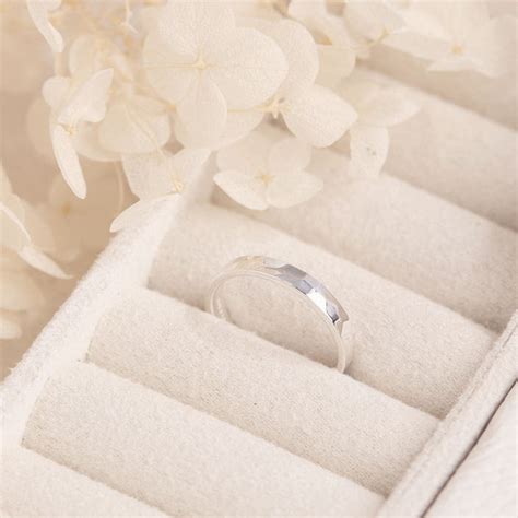 Beaten Ring Band Midsummer Star Wholesale