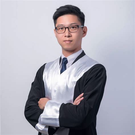 寬心圓法律事務所 【職場性騷擾】 性騷擾防治法第 2 條及性別工作平等法第 12 條有就性騷擾情況做出定義，這裡著重談申訴部分 依