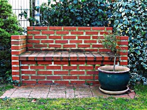 What To Do With Old Bricks Here Are 14 Ways To Reuse Them In Your Garden Recyclart
