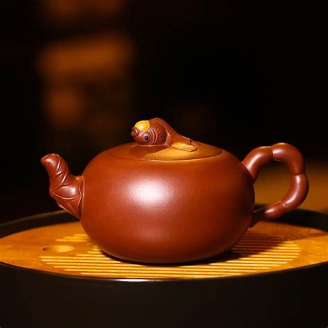 別再傻傻買茶具 喝茶最佳搭檔當屬宜興紫砂壺 泡杯好茶你也可以 每日頭條