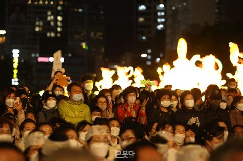 ‘2567부산연등축제 4월 28일~5월 14일 열려