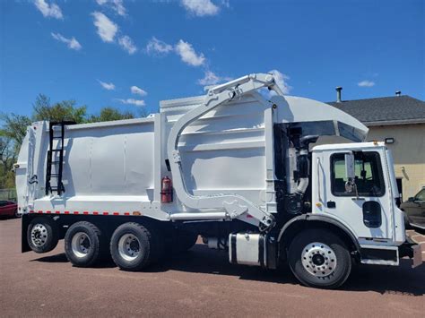 2014 Mack Mru Terrapro Heil 40yd Front Loader Front Loaders