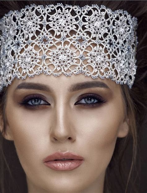 Pin By людмила златовласка On Фриволите In 2025 Beaded Earrings Diy Tatting Patterns Tatting