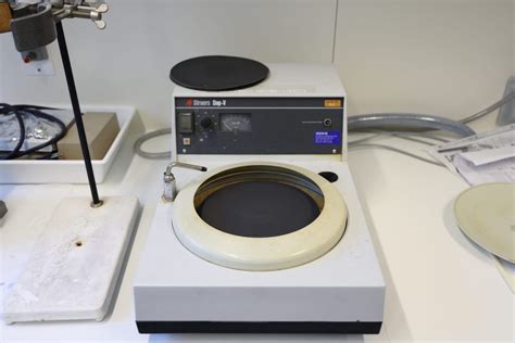 Sample Preparation Lab ‒ Iphys ‐ Epfl