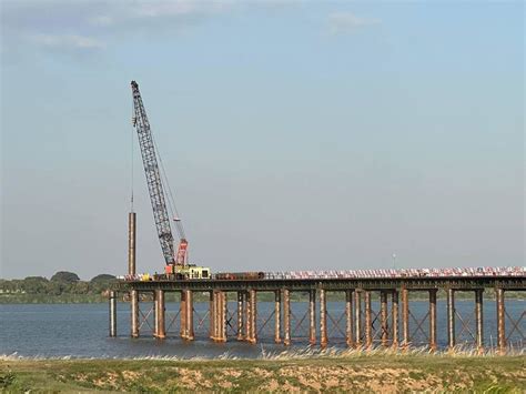 គម្រោងសាងសង់ស្ពានឆ្លងកាត់ទន្លេមេគង្គ ដីឥដ្ឋ ថ្មគរ សម្រេចបាន ៨ ៤០ សុីសុីថាមស៍