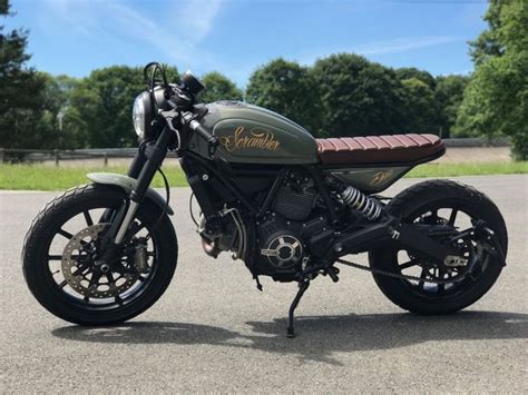Scrambler Vs Cafe Racer Brat
