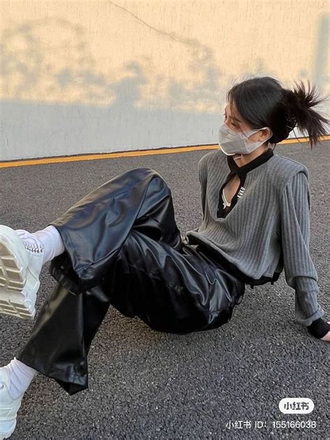 ᴍᴀɴʏ ᴏᴜᴛꜰɪᴛꜱ 에 있는 Ky님의 핀 비즈니스 캐주얼 복장 포즈 가을 패션