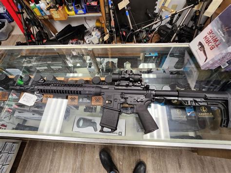 Locall Gun Store Had A Lwrc In Today Rplebeianar