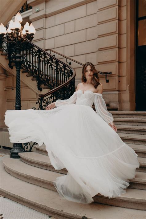 The 16 Best Wedding Dresses From 2021 Bridal Fashion Week