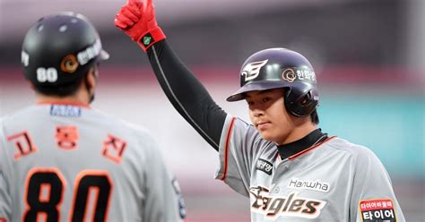 수원 리뷰 3회 7점노시환 쐐기포 한화 Kt 9대4 제압 2연패 탈출