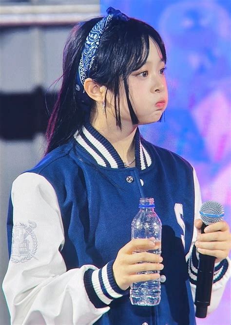 Nₑwjₑₐₙₛ👖🐇 ️에 있는 💫 🅸🆅🅴 💫님의 핀 연예인 유명인 사진 유명인