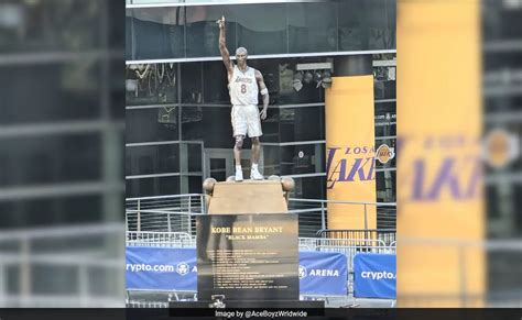 Kobe Bryants Statue In Us Filled With Spelling Errors Lakers Working