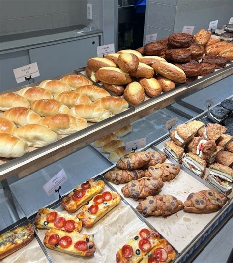 인천 롯데백화점 줄 서서 먹는 핫한 팥빵 맛집 ‘하츠베이커리 먹어본 후기 네이버 블로그