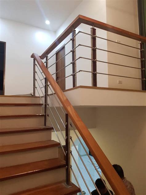 รับผลิตเสาบันได ราวกันตก ราวระเบียง ตามแบบของลูกค้า บ้านที่พักอาศัย Ennxo