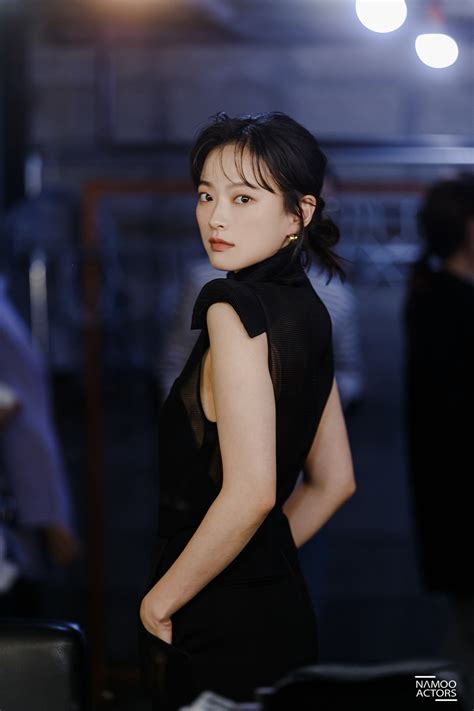 천의 얼굴 천우희 전성시대 브라운관↔스크린 넘나드는 천생 배우