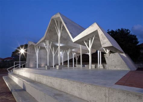 Jagged Canopy Shelters Mourners At A Cemetery In Israel