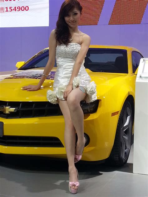 2013 Guiyang Auto Salon Girls美女车模高清无码车模车展贵阳新浪网