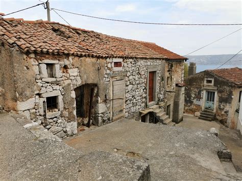 Učka Zanimljiva I Izazovna Staza Iz Brseča Do Vrha Sisol