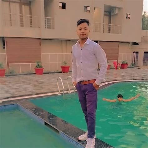 Sachin Raj Bhoi Sachin Bhoi 4426 • Threads Say More