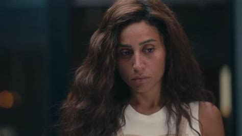 الموت يفجع دينا الشربيني