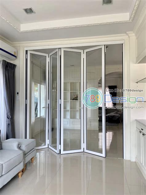 ผลงานลูกค้า ผลงานลูกค้า บานเฟี้ยมรางบน ไม่มีรางล่าง ร้าน 789 Design รับออกแบบติดตั้ง