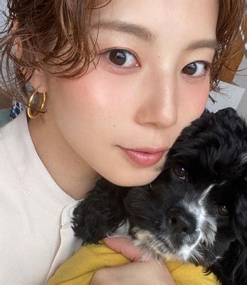 Tips Trik Cara Selfie Yang Bagus Dengan Kamera Depan