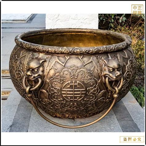 故宫铜缸为什么要采用鎏金的呢新闻中心 河北专业大型铜缸铸造生产厂家