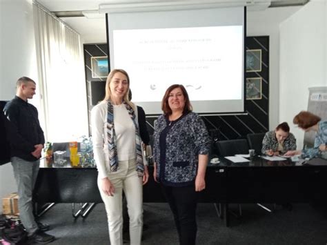 Фондација за образовање Рома Медицинска школа са домом ученика Сестре Нинковић Крагујевац