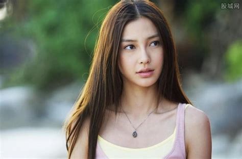 杨颖今年多大 俪今年 鞠婧祎今年 大山谷图库
