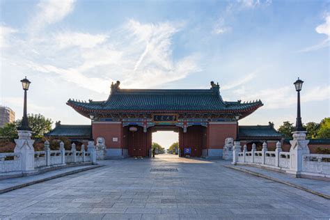 上海交通大学图片素材 上海交通大学设计素材 上海交通大学摄影作品 上海交通大学源文件下载 上海交通大学图片素材下载 上海交通大学背景素材 上海交通大学模板下载 搜索中心