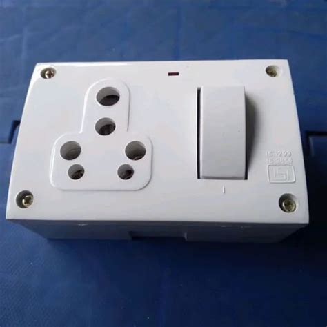 16 A Combined Switch Box 220 V At 60 Piece In Kanpur ID 2849826174262