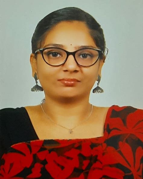 Drpavithra B Sdnb Vaishnav College For Women