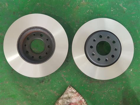 올뉴말리부 브레이크디스크연마 브레이크에서소리나는것 맥동식브레이크액교환 철원디스크연마 포천디스크연마 연천디스크연마 양주디스크연마 화천디스크연마 가평디스크연마 운천디스크연마