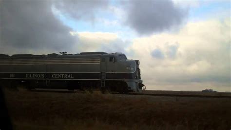 IC CN EMD E9 101 CN GP40 2SW 9452 Santa Train Pacing Melvin To Robberts YouTube