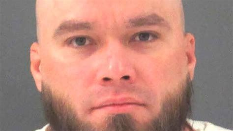 us supreme court halts execution of texas death row inmate who wants