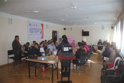 Залуучууд хөдөлгөөнт болон эрсдэлт бүлгийн хүн амыг БЗДХ ХДХВ ын халдвараас сэргийлэх нь