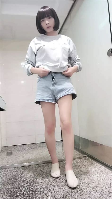 Iconic Moment From Shemale Ting Xuan Sexy Underwear And Beautiful Legs