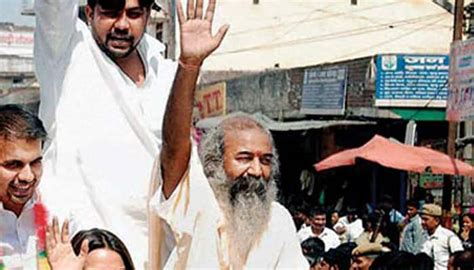 Acharya Pramod Krishnam Compares Pm Modi With Indian Mujahidden Uttar