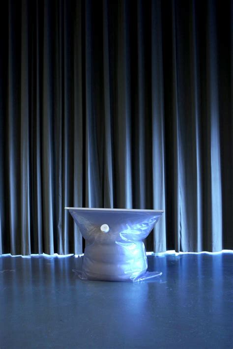 Responsive Furniture Expands And Contracts According To Users Needs