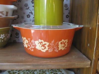 17 Best Images About PYREX I Want On Pinterest Friendship Mixing Bowls And What Is This