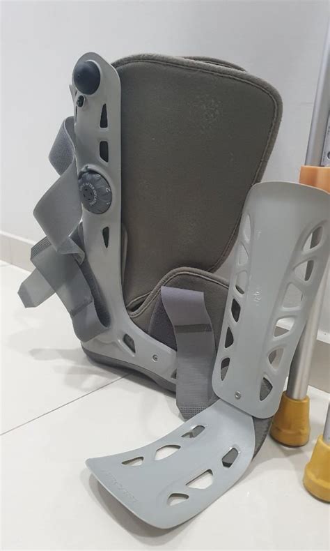 Aircast Boot And Leg Support Crutches Health And Nutrition Assistive