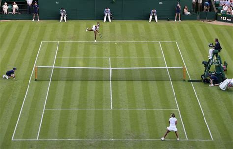 테니스 성지 코트 밖 프로들 한국일보