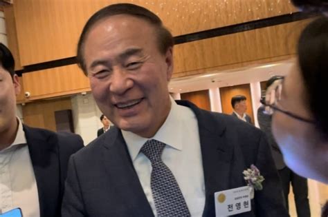 7만전자 오히려 좋아…자사주 사들이는 삼성전자 임원들 한국경제